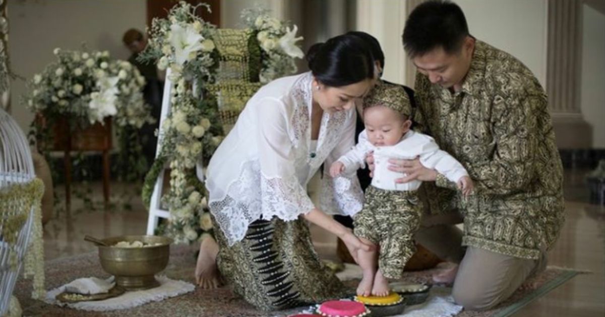 7 Rekomendasi Souvenir Tedak Siten Terbaik & Bermanfaat