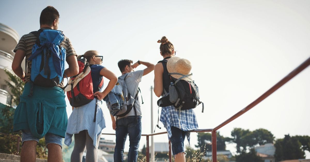 Apa itu Outing Class: Tujuan, Ide, & Manfaatnya untuk Siswa