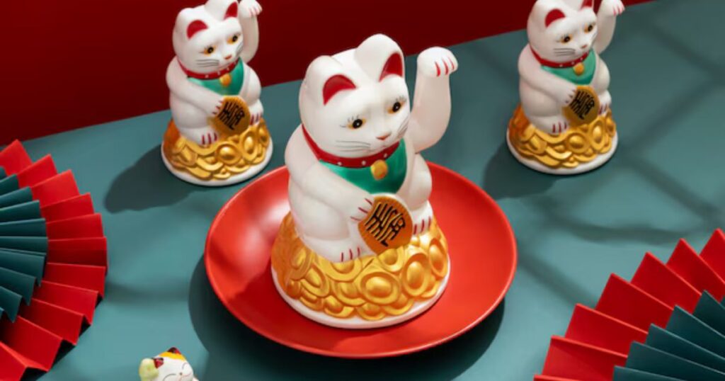 7 Fakta tentang Patung Kucing Keberuntungan di Feng Shui